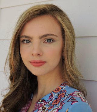 Arabella Hunter Recipient of The Robert W. Moorman Award | Beckman ...